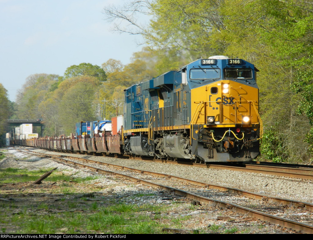 CSX 3166 (ES44AC-H) 615 (AC60CW)